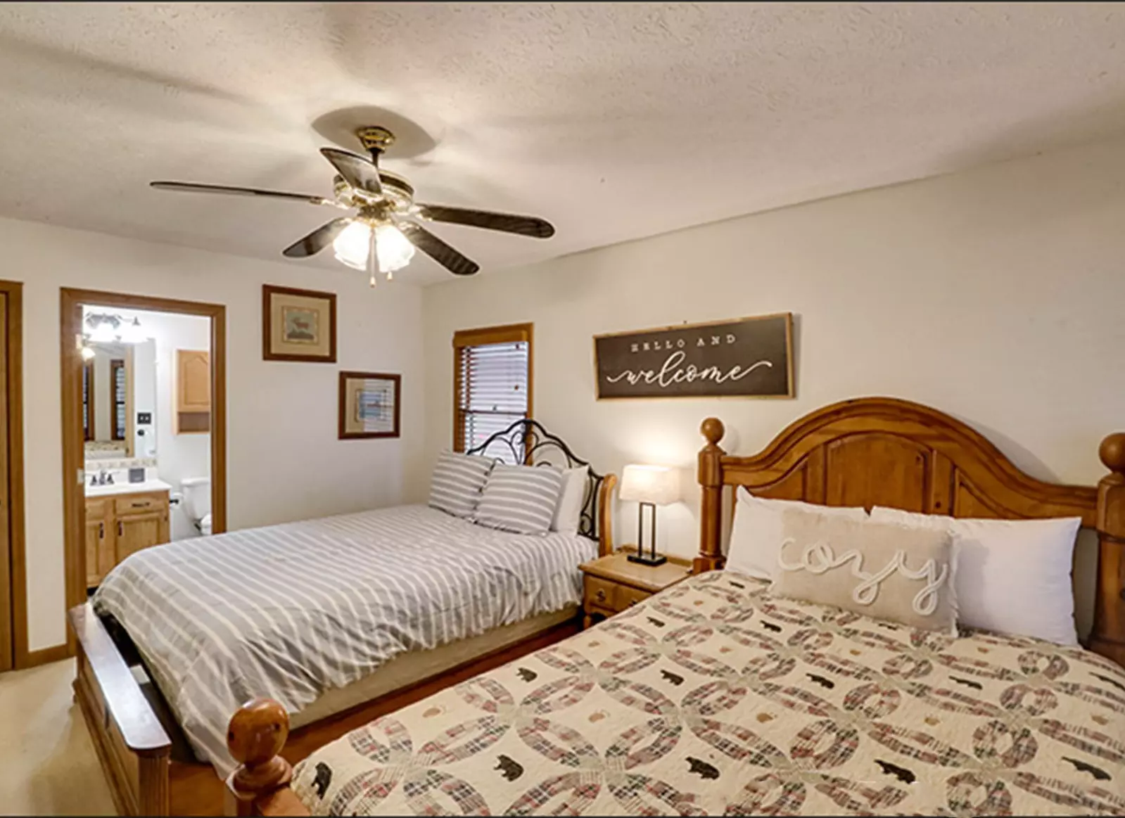 LUMBERJACK LODGE - 2 bedroom Cabin in Sevierville | Alpine Chalet Rentals